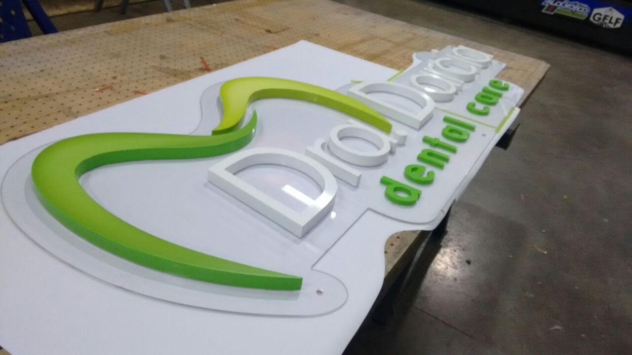 Galería de imágenes, rótulos, impresión y más